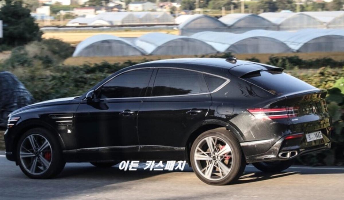 포스 작렬 "GV80 쿠페", 풀옵션 '1억'도 우스운 주행모습 포착에 화제